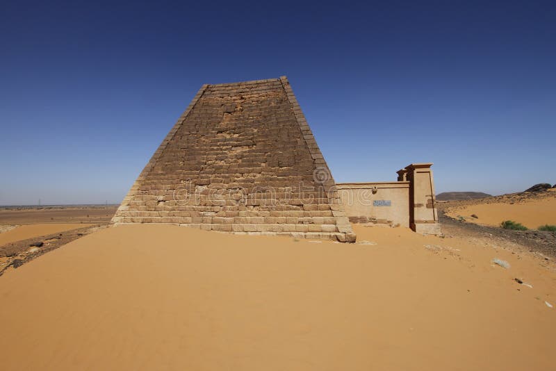 Meroe Pyramidal Tombs, Sudan Stock Photo - Image of unesco, pyremids ...