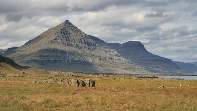 Pyramid-shaped mountain stock image. Image of shaped - 22720277