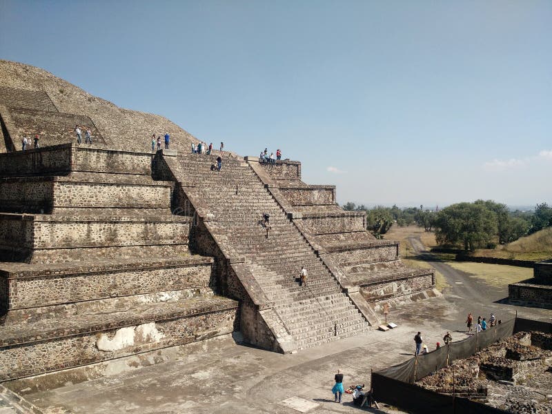 Pyramid of the sun editorial stock image. Image of culture - 102913869