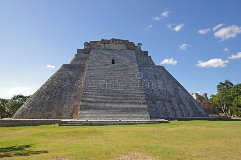Pyramid at Uxmal stock image. Image of archeology, mayan - 50079925