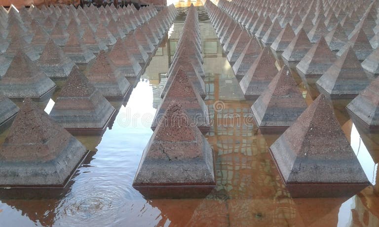 Pyramid on the water editorial stock image. Image of pyramids - 95250529