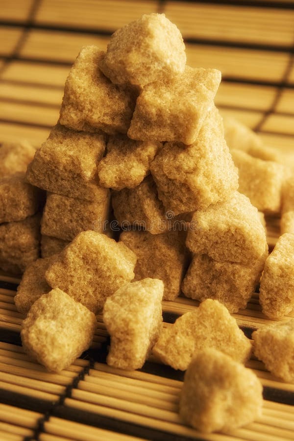 Pyramide De Sucre De Morceau Image. Image: 6624088