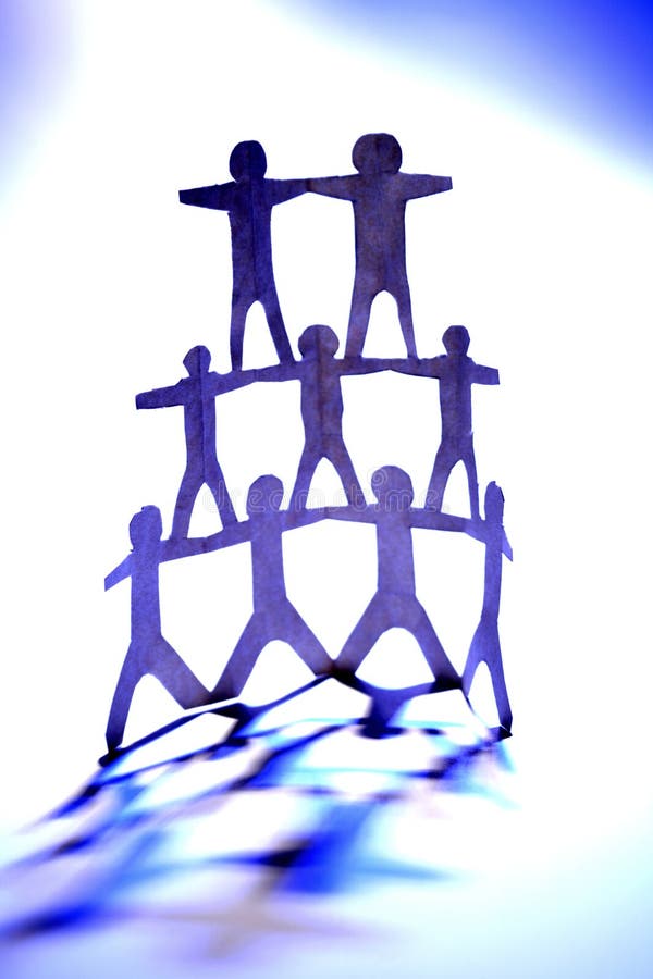 Pyramide humaine photo stock. Image du humain, mains, contact - 8568276