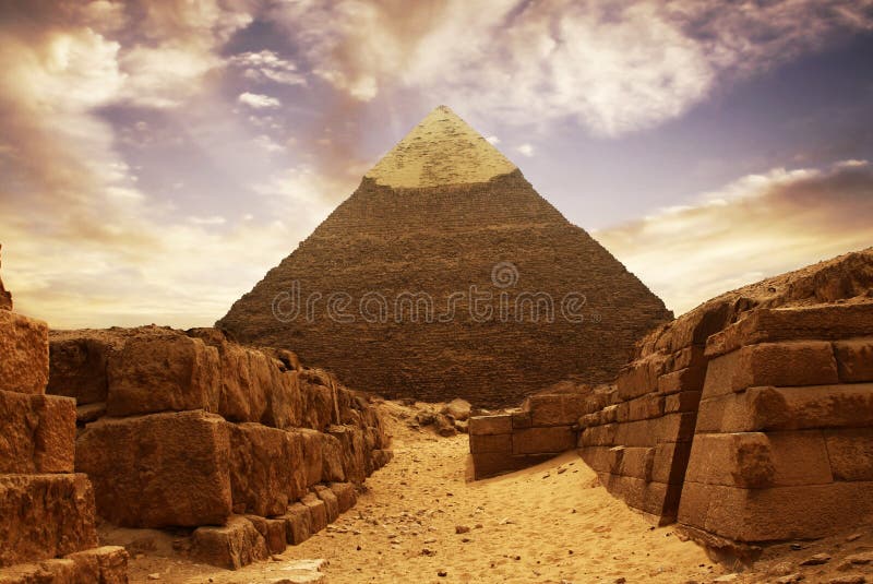 Pyramides de Gizeh photo stock. Image du khéops, caire - 30450054