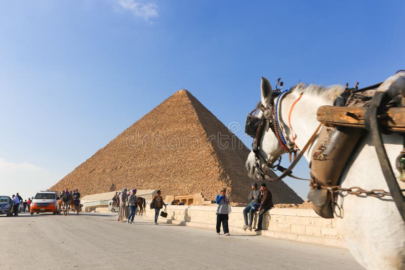 Pyramids of Egypt editorial photo. Image of giza, construction - 118277896