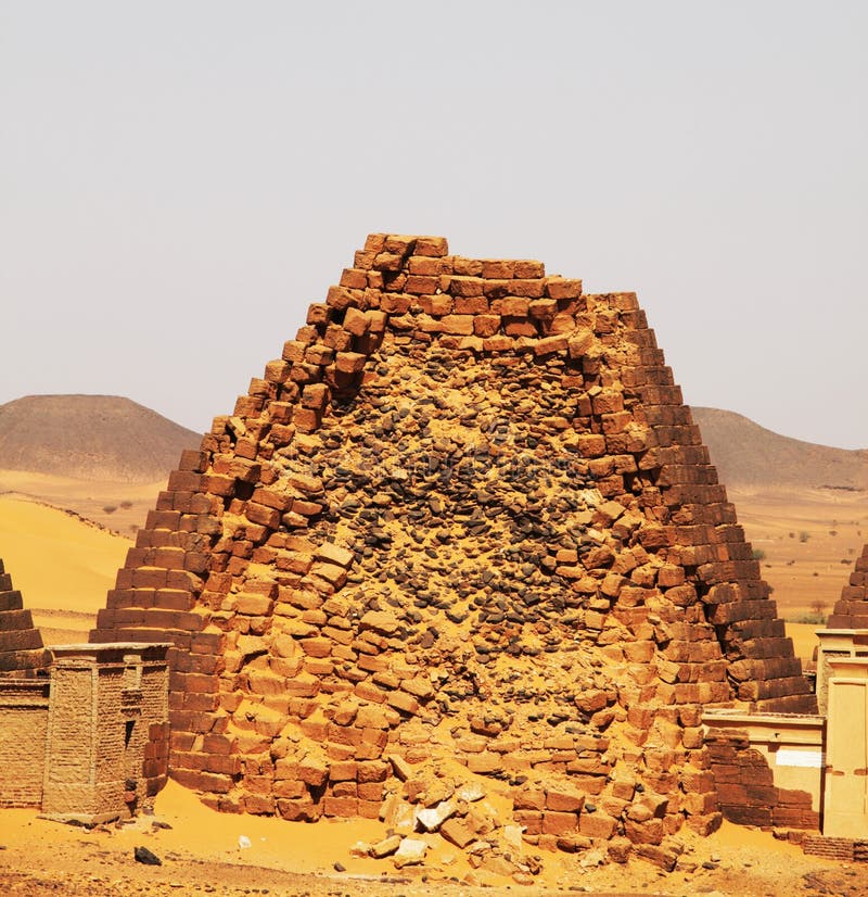 Pyramids in Sudan stock photo. Image of legacy, outdoor - 12881588