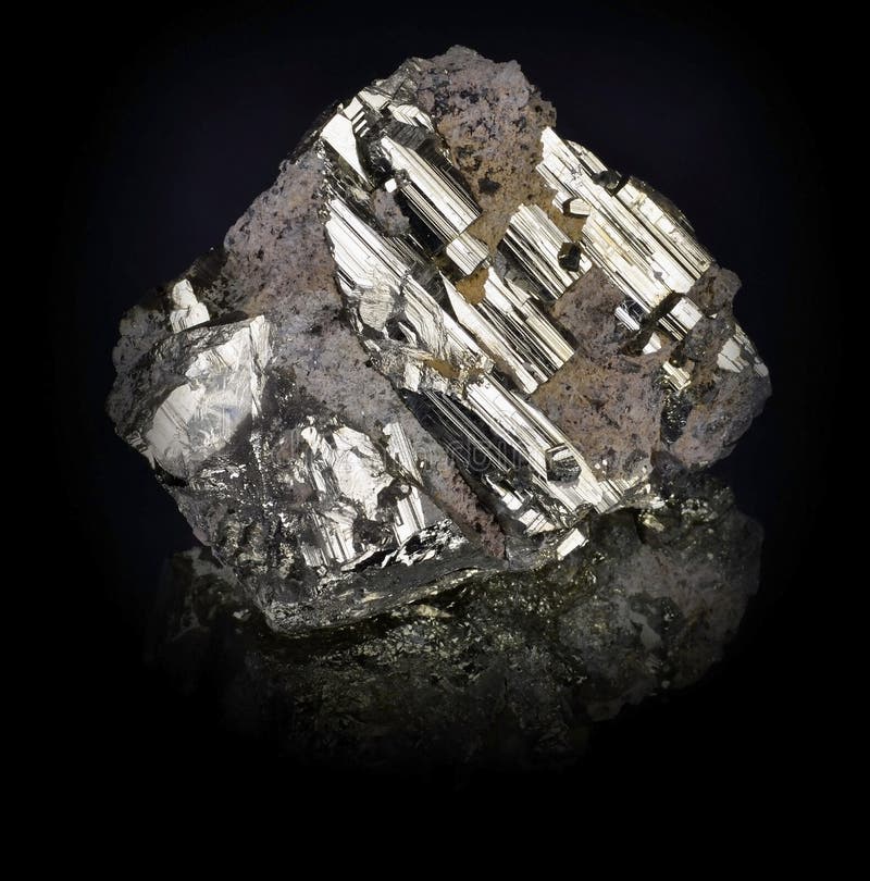 Pyriet stock foto. Image of mijn, techniek, aarde, mineralogie - 27333144