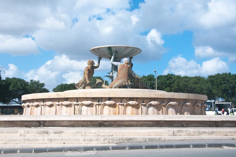 Quadrato Di Tritone a La Valletta, Malta Immagine Editoriale - Immagine ...