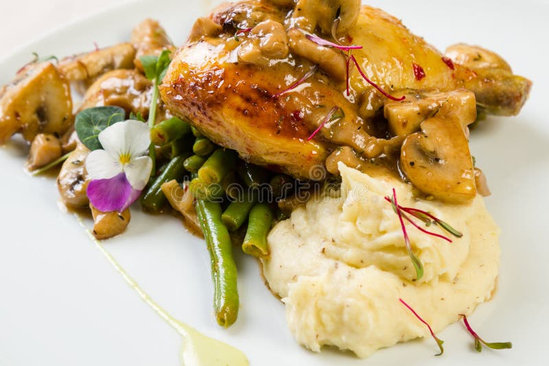 Quail with vegetables stock image. Image of golden, french - 104837771