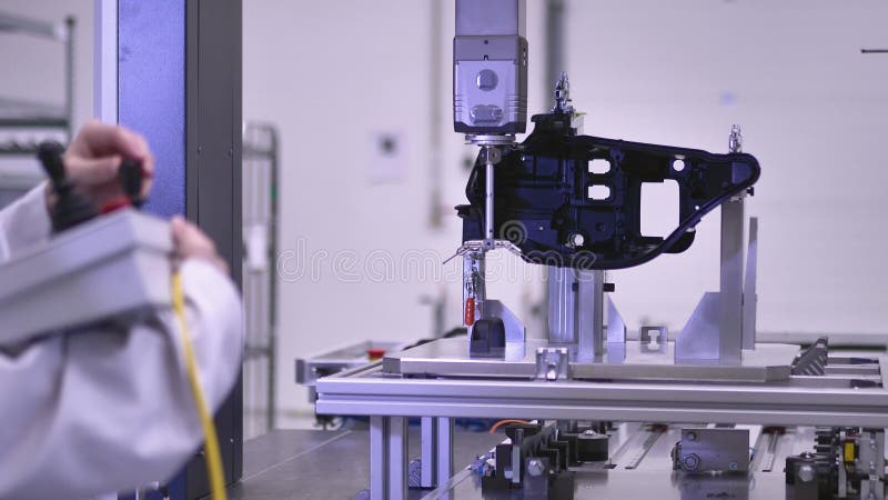 Quality Engineer Control Part Dimensions by Professional 3D Measuring ...