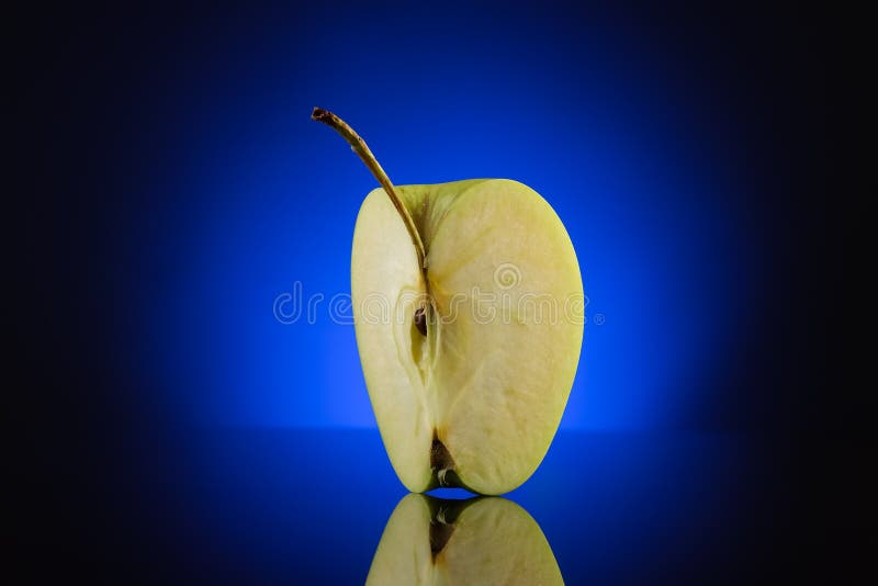 Quarter Apple Stock Photos - Download 832 Royalty Free Photos