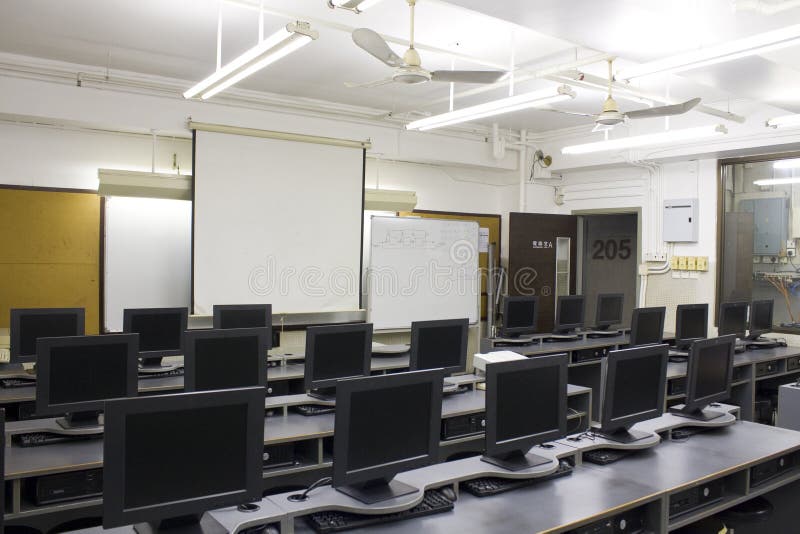Sala de informática foto de stock. Imagem de classe, escola - 31628682