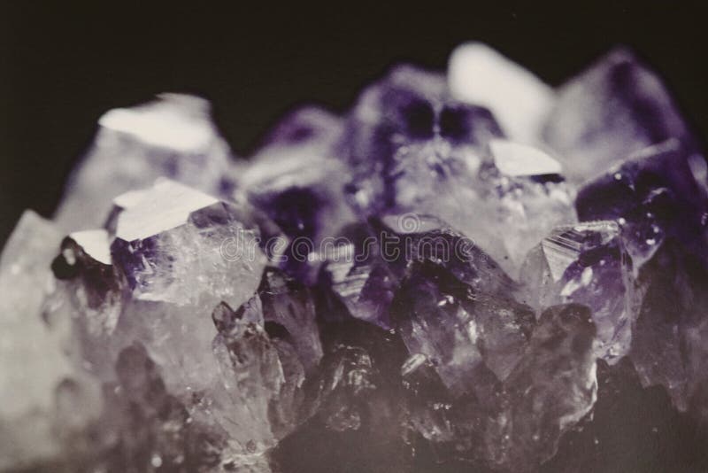 Quartz Crystal Amethyst Gemstone Stock Image - Image of healing, purple ...