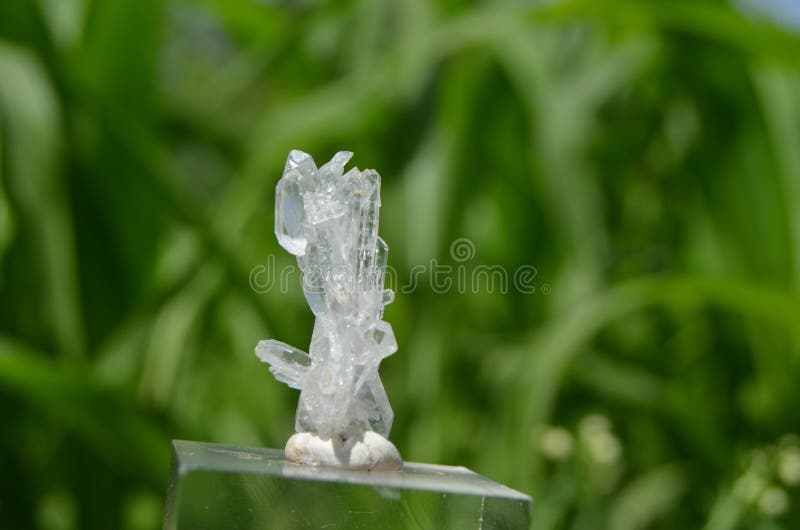 Quartz is a Hard Crystalline Mineral composed of Silica the Atoms are ...
