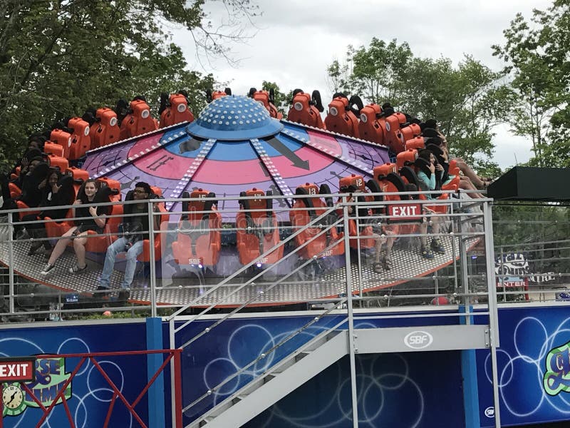 Quassy Amusement Park in Middlebury, Connecticut Editorial Photography ...