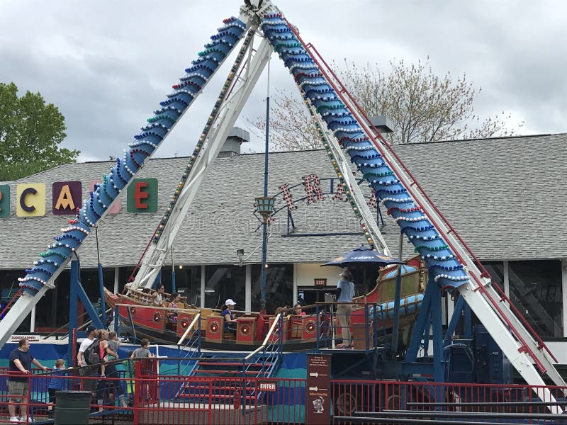 Quassy Amusement Park In Middlebury, Connecticut Editorial Photography ...