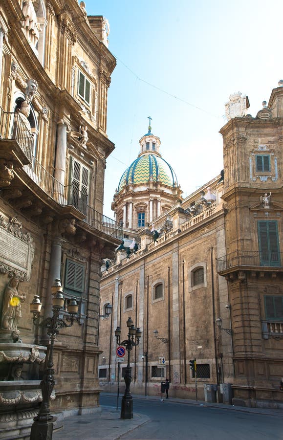 Palerme - Coupole Et Plafond De Chiesa Del Gesu De La D'église Image ...