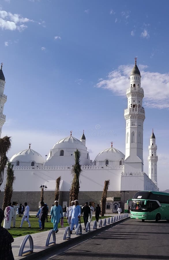 The Quba Mosque in Madina. a Beautiful White Mosque Editorial Stock ...
