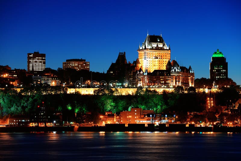 Quebec City at night stock image. Image of lights, famous - 32019763