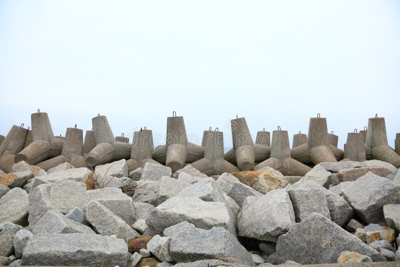 Quebra-mar foto de stock. Imagem de barricada, bloco - 24051316