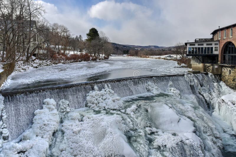 Quechee River - Vermont stock image. Image of outdoors - 68168467