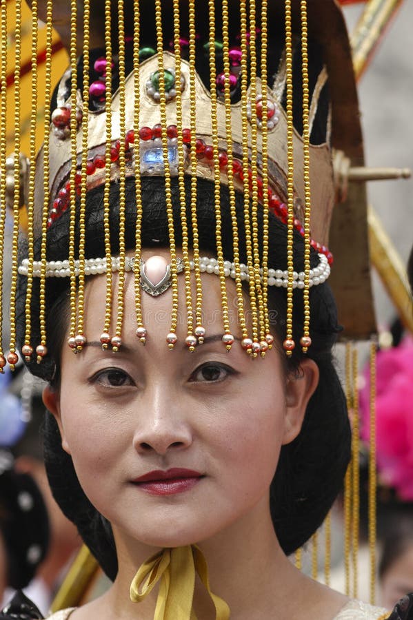 Queen of china editorial stock photo. Image of empire - 48295148