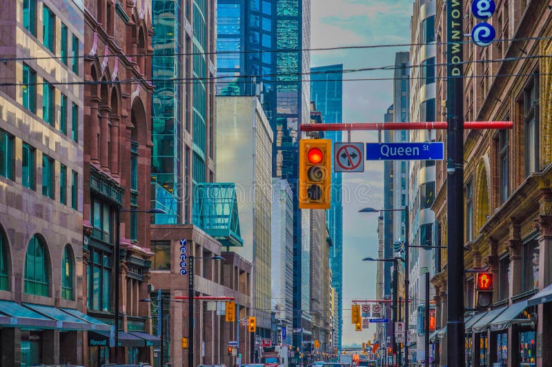 Queen street traffic light editorial stock photo. Image of intersection ...