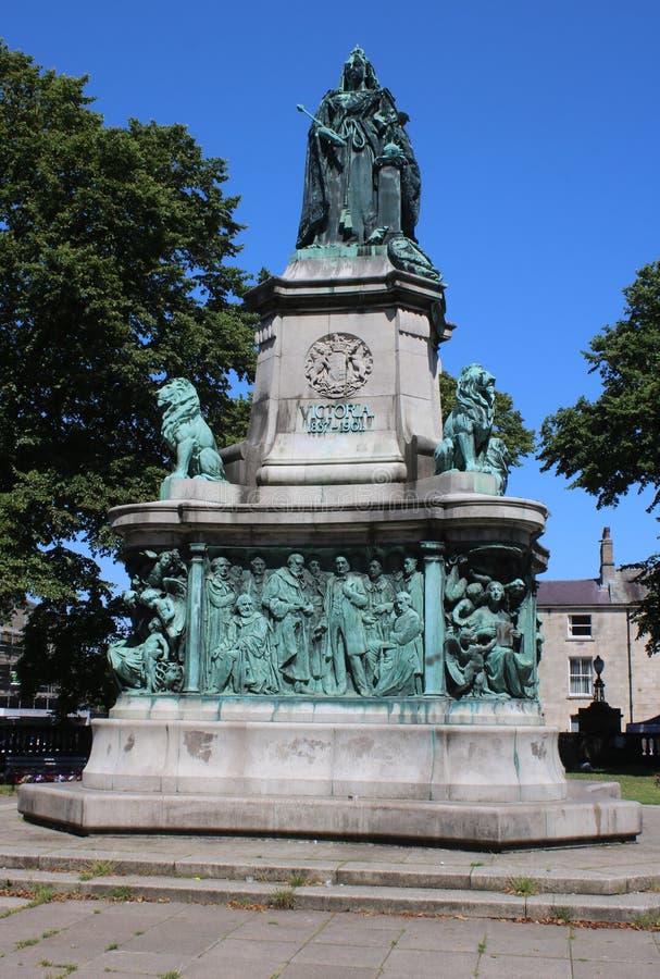 Queen Victoria Memorial, Dalton Square, Lancaster Editorial Photo ...