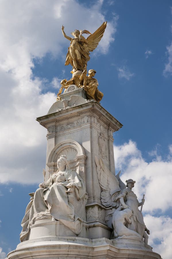 Queen Victoria Memorial Statue Stock Image - Image of britain, england ...