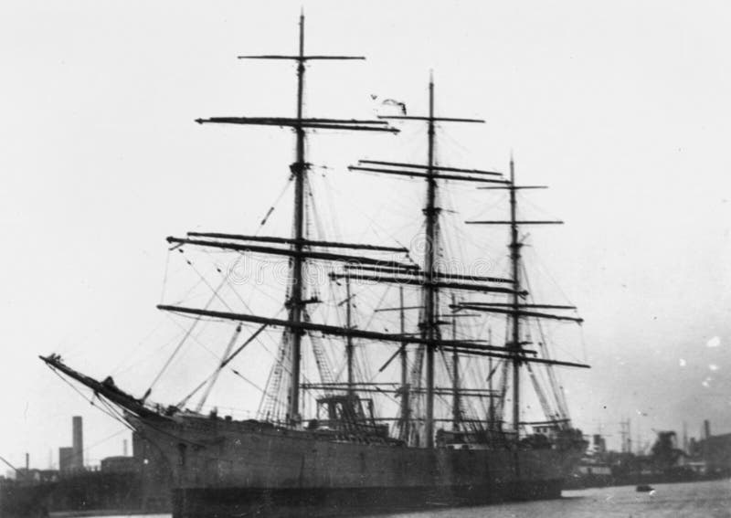 Queen Victoria (ship) Picture. Image: 222466509