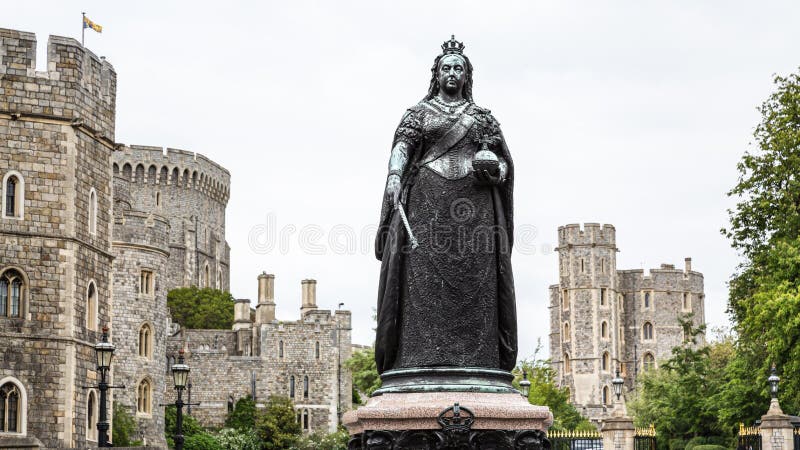 Queen Victoria Statue at Windsor Castle Stock Image - Image of figure ...