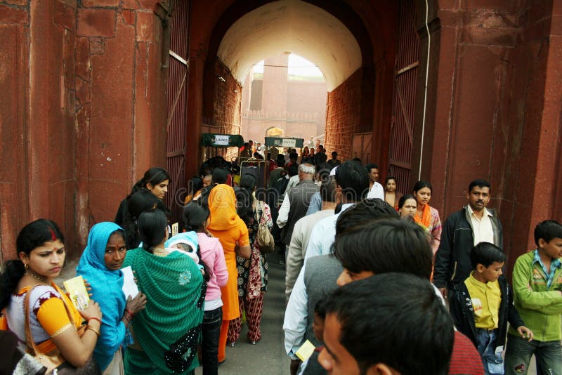 Queue in India editorial stock image. Image of queueing - 18695599