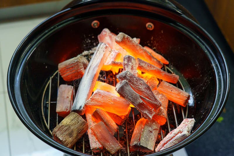 Quick & Easy Charcoal Fire Ignition Stock Image - Image of meat, glass ...