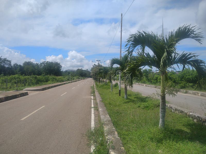 Quiet highway on sunday stock image. Image of jurney - 309609755