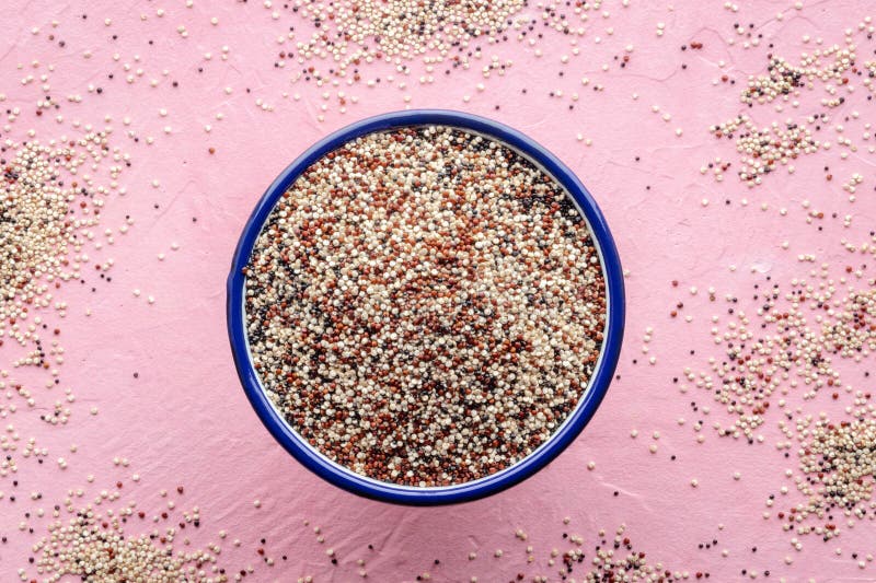 Quinoa Mix. Mixed White, Red and Black Quinoa Seeds in a Bowl Stock ...