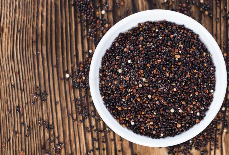 Quinoa negra foto de archivo. Imagen de nutritivo, comida - 48641920