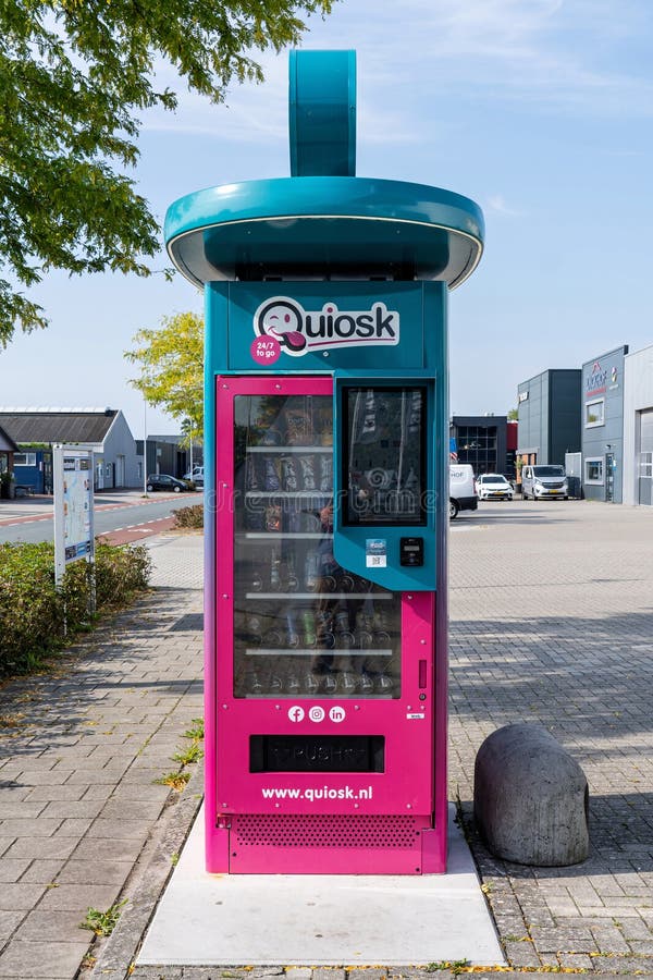 Quiosk vending machine editorial photo. Image of sell - 338546511