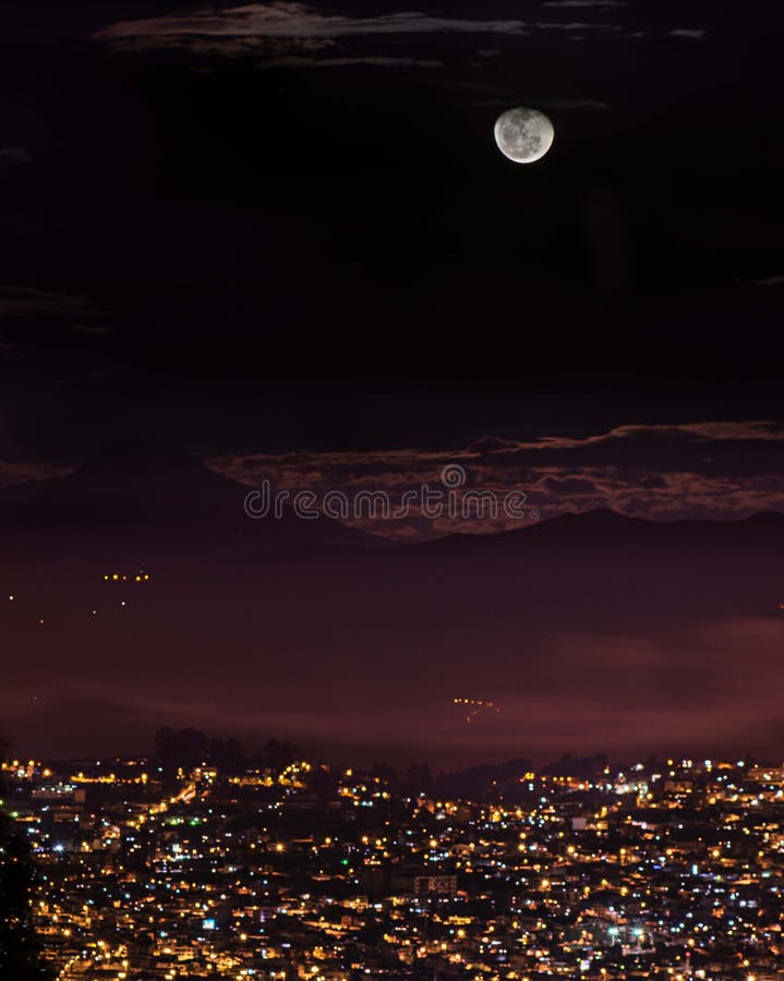 Quito sky and moon stock image. Image of quito, cielo - 103136867