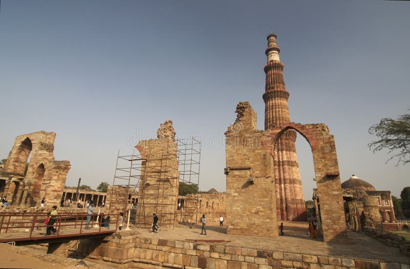 Qutub minar stock image. Image of arabic, religion, religious - 7448435