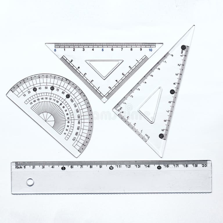 Règle De Triangle Et Ensemble De Rapporteur Et De Règle Photo stock ...