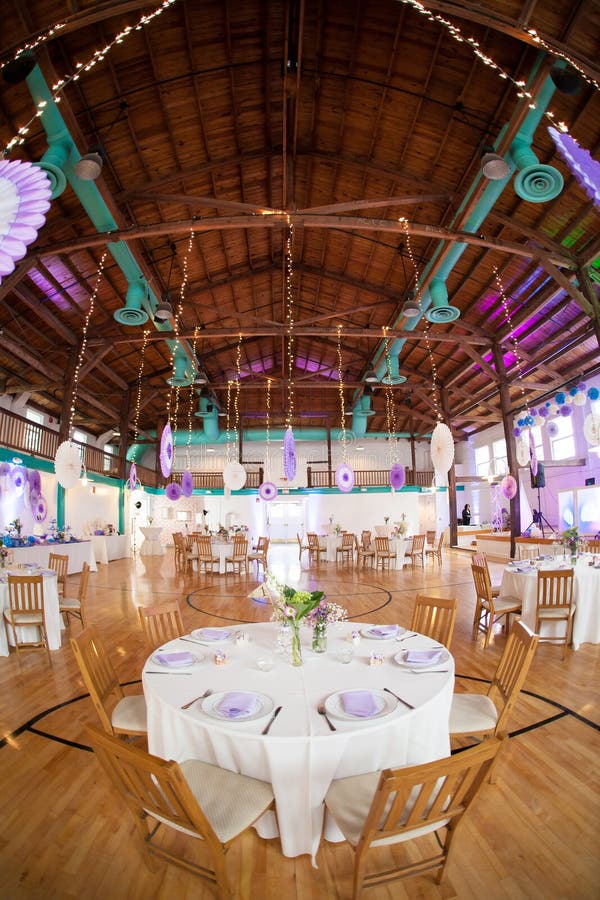 Réception De Mariage Luxueuse Photo stock - Image du configurations ...