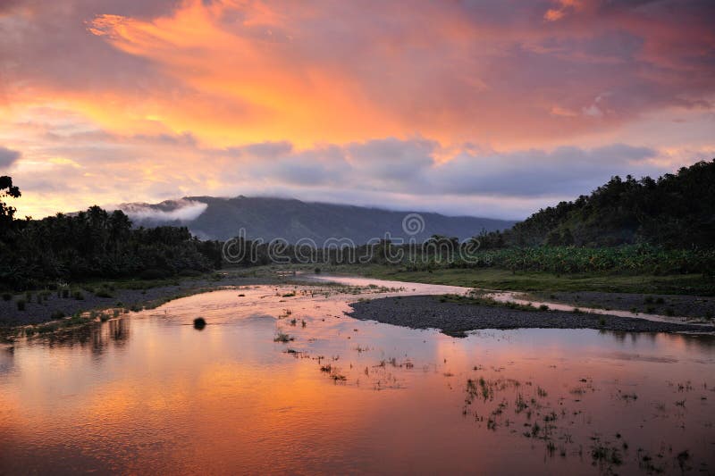 Río de Agusan imagen de archivo. Imagen de asia, mindanao - 20328309