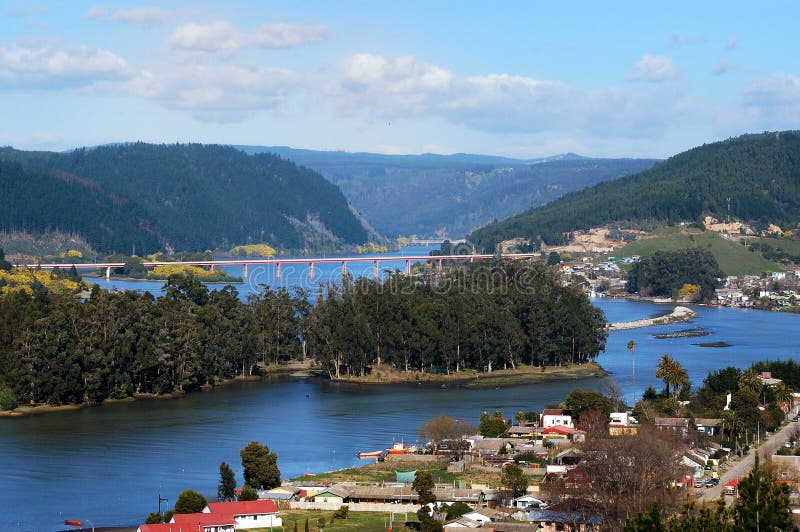 Río Maule, Chile imagen de archivo. Imagen de puente - 63569795