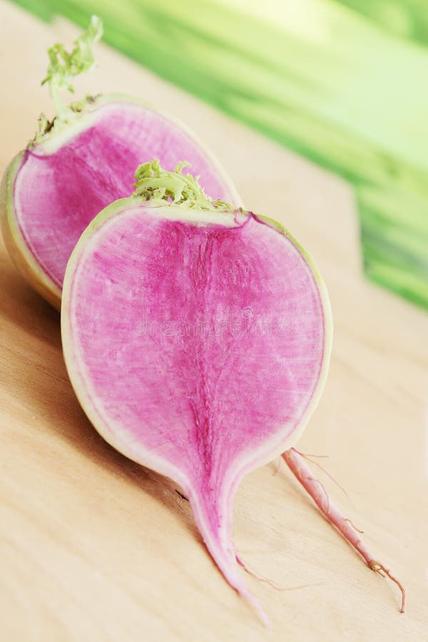 Rabanete roxo imagem de stock. Imagem de vida, frescor - 39127971