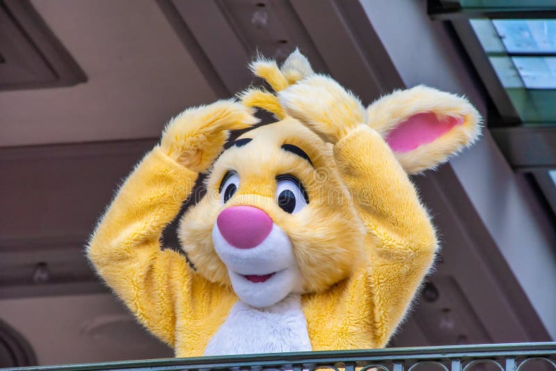 Rabbit Character in DIsney Magic Kingdom Editorial Photography - Image ...