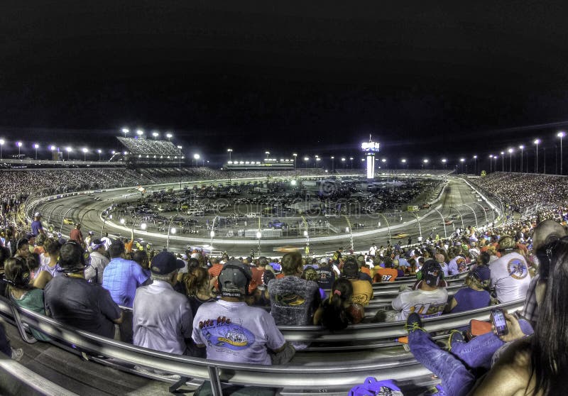 NASCAR: Fans Sign Daytona Start Finish Line Editorial Photography ...