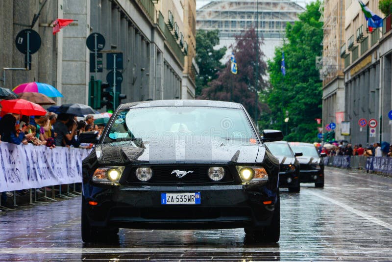 Race mustang editorial stock image. Image of center, outside - 72960764