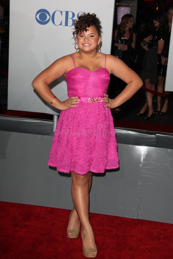 Rachel Crow editorial photo. Image of people, arrives - 23107016