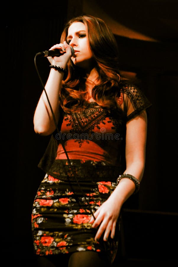 Rachel Reinert of Gloriana editorial stock image. Image of white - 23389994