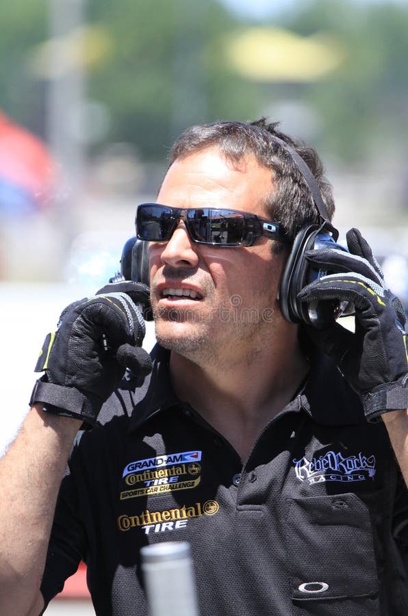 Racing Crew chief editorial photography. Image of action - 51082917